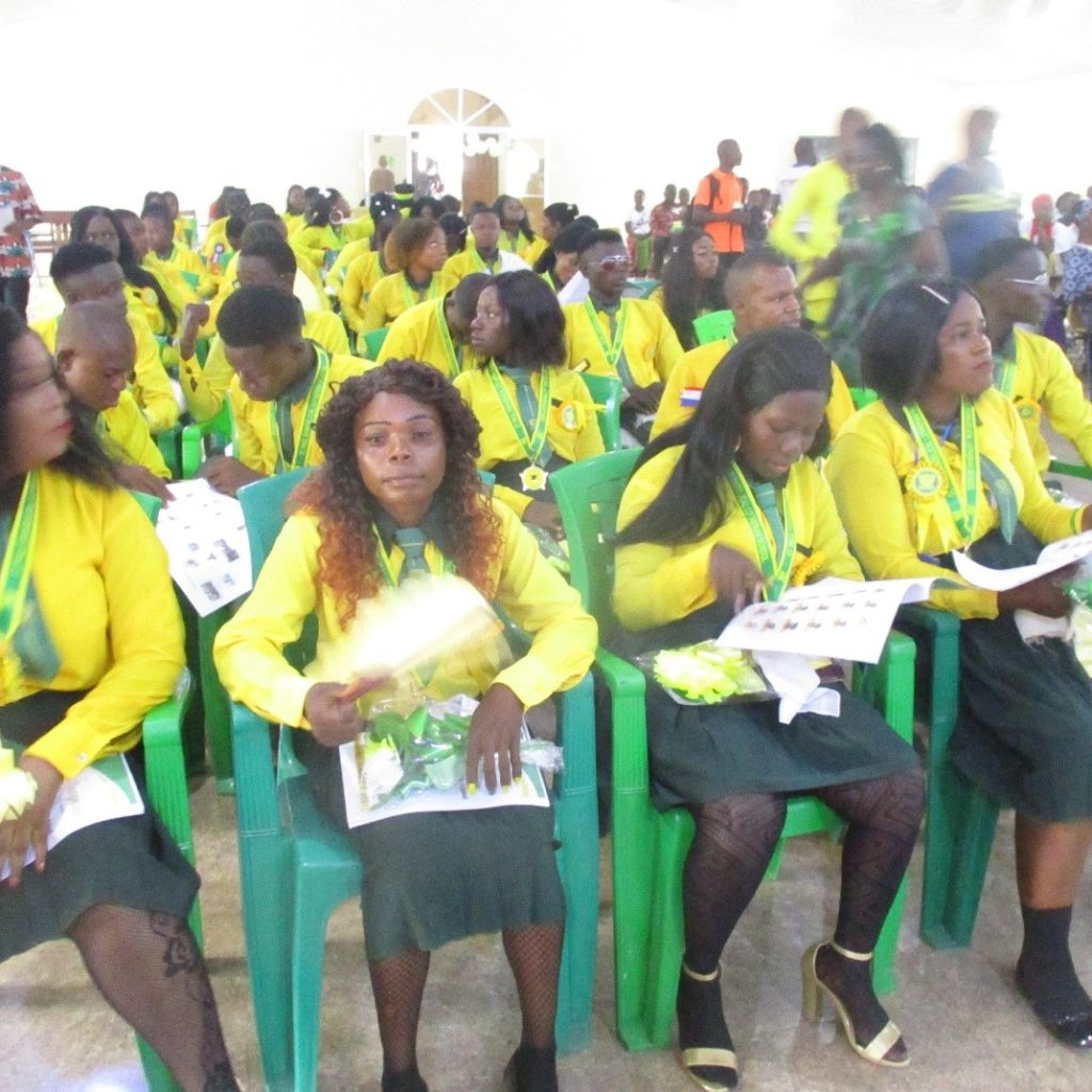 Transcending Religious Barrier – Muslim Youths Complete Christian ...