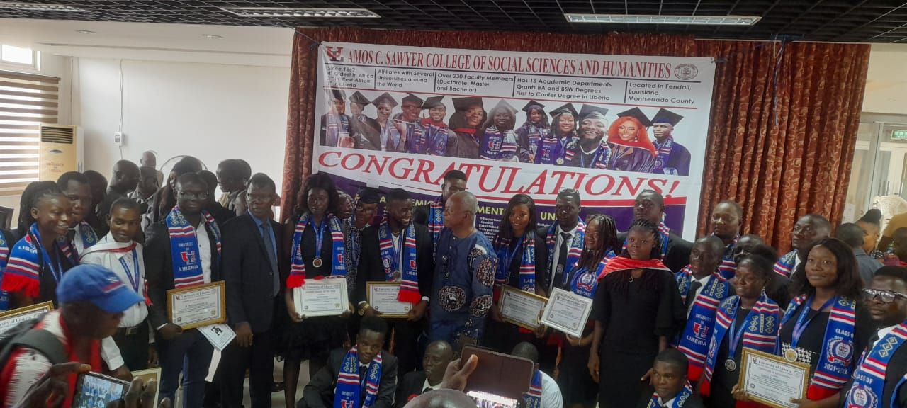UL’s Amos Sawyer College Honours Graduates, Others For Excellence ...