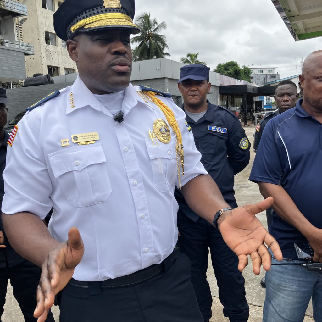 Liberian Women Takes Initiative To Serve Hot Meals To Police On Field ...