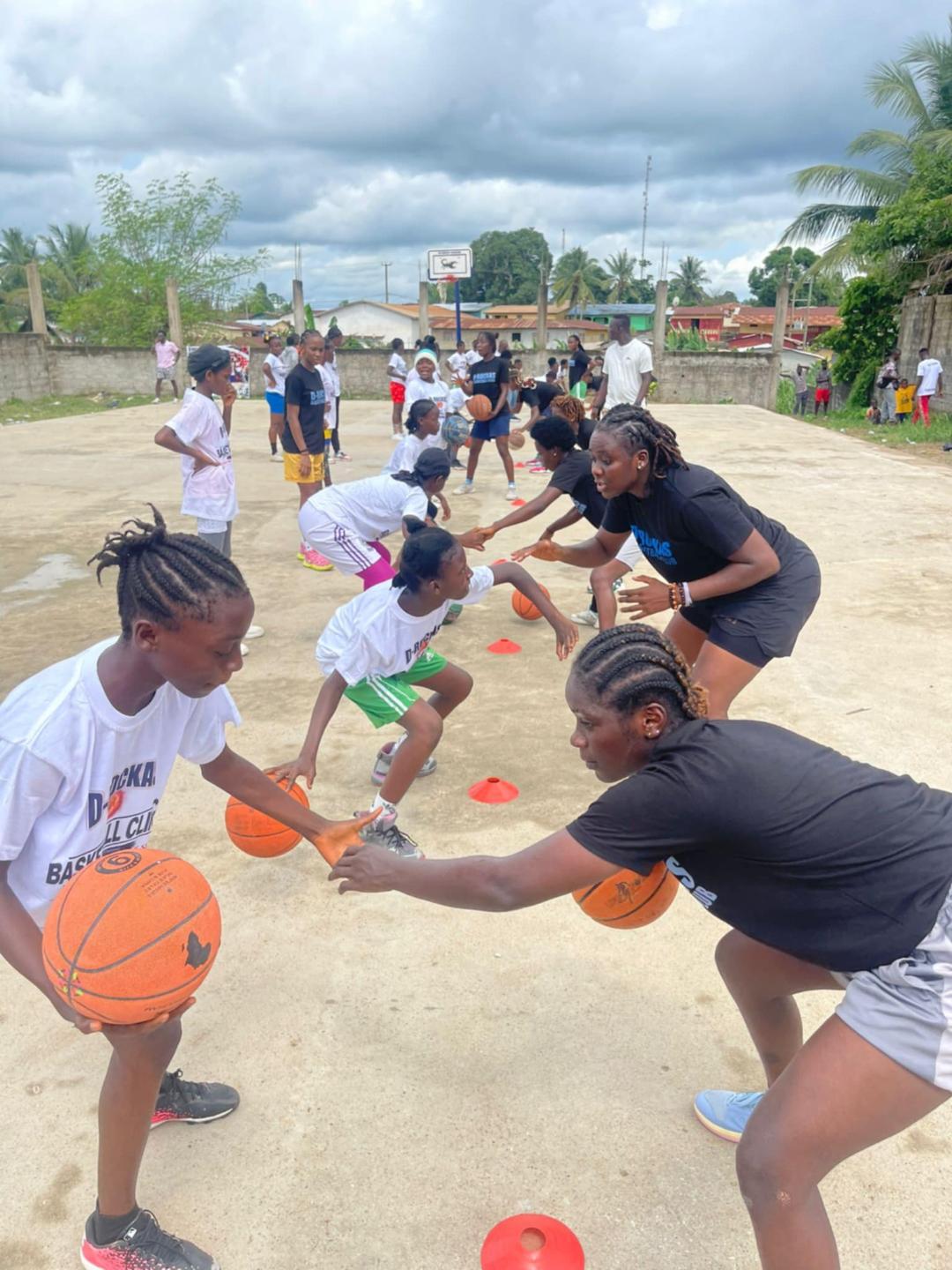 SPORTS: One-Day Grassroots Basketball Development Clinic Ends In Kakata ...