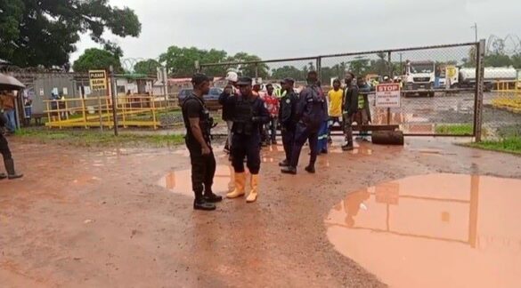 Protest By Former And Aggrieved Workers Of AML Contractor, WBHO ...